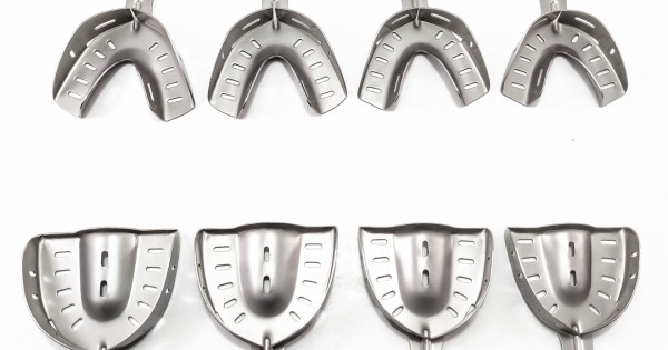 Impression Tray perforated / unperforated