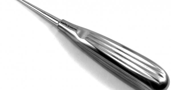 Bruns bone curette Round sharp spoon Fig. 3 dental tissue surgery 17 cm